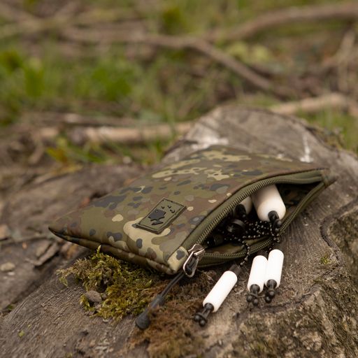 THINKING ANGLER Camfleck Small Zip Pouch – Parkfield Angling Centre