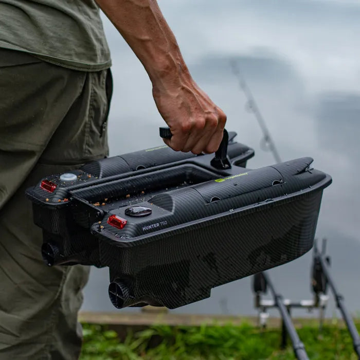 RIDGEMONKEY Hunter 750 Bait Boat – Parkfield Angling Centre